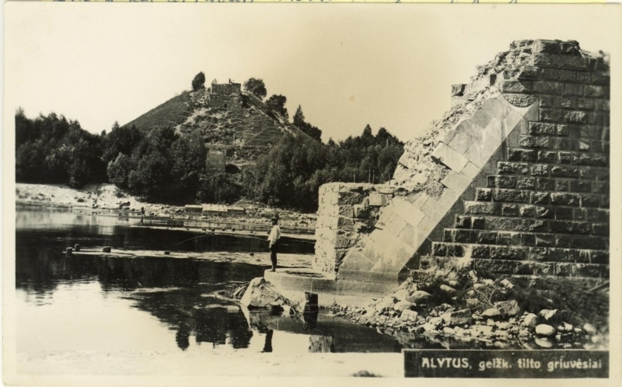 Baltosios rožės tiltas (pėsčiųjų ir dviračių) | alytusinfo.lt